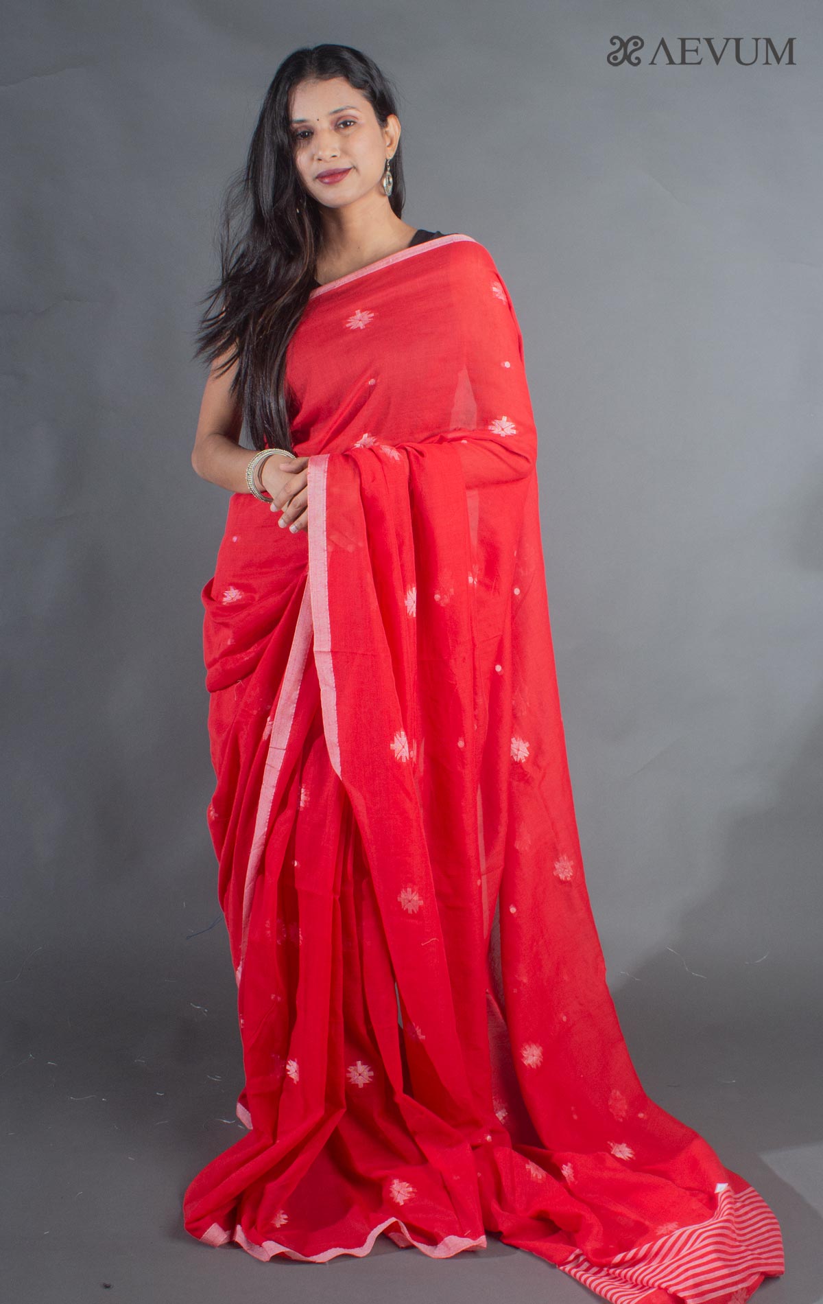 Pure Handloom Red Cotton Jamdani Saree - 9050 – AEVUM