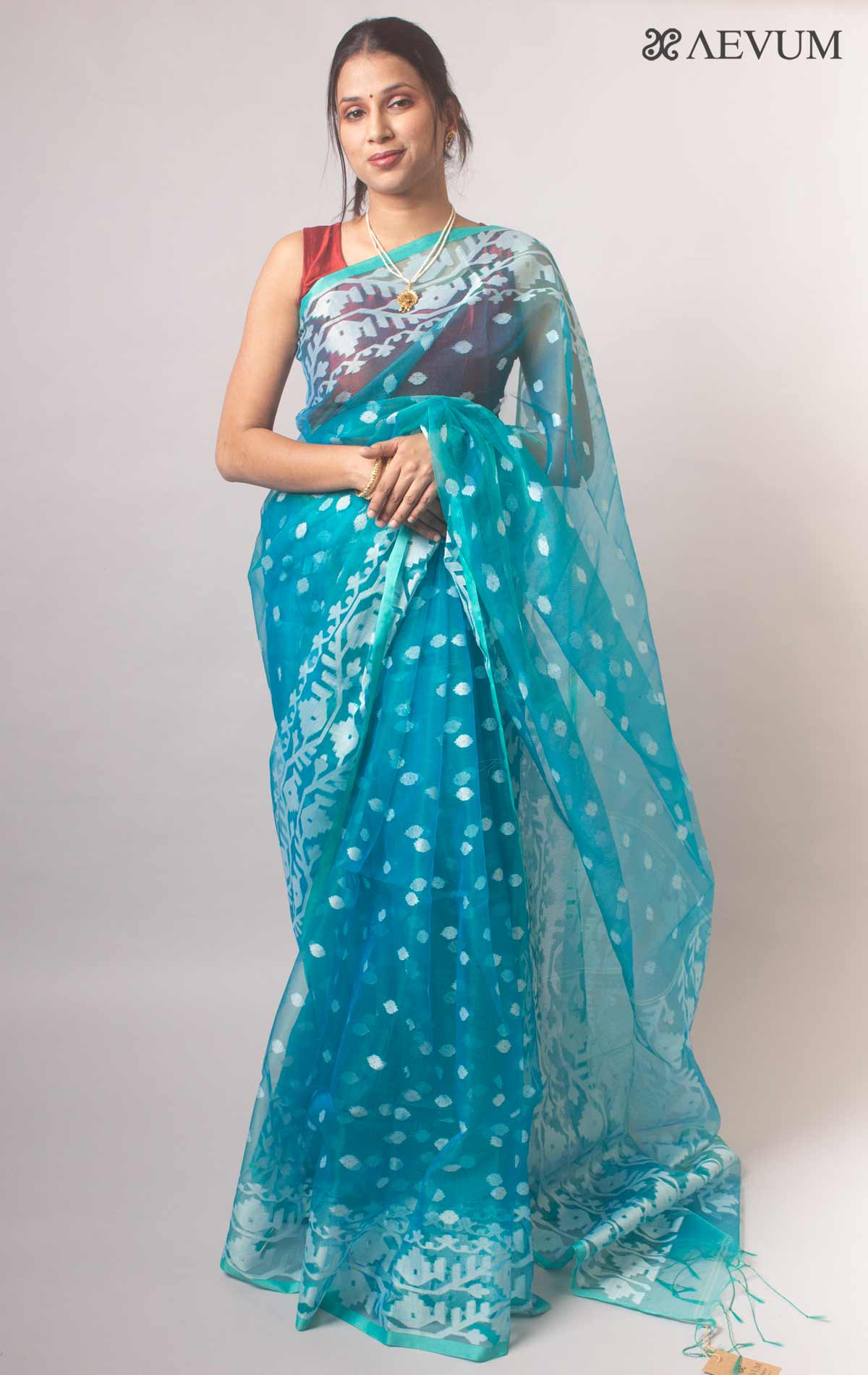 Muslin Dhakai Jamdani Saree - 17720 – AEVUM