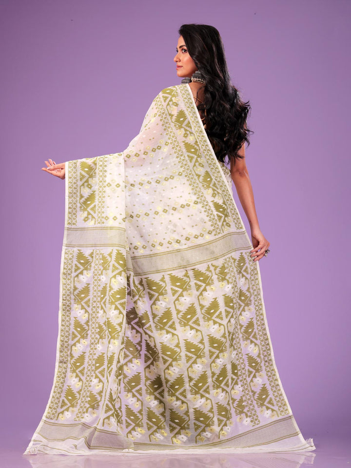 Bangladeshi Style Beli Phool Jamdani Saree - 6437 – AEVUM